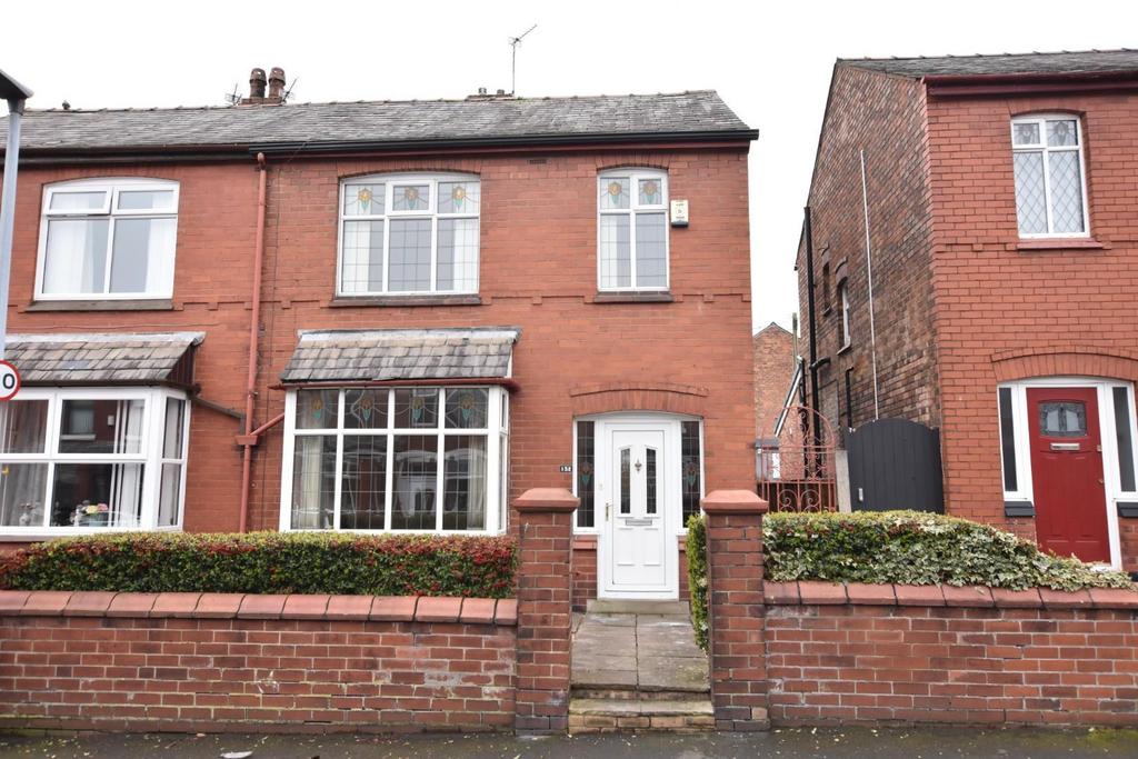Hodges Street, Springfield, Wigan... 3 bed semi-detached house - £900 ...