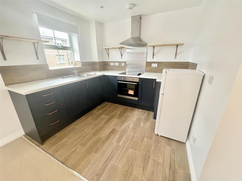 Dorman Gardens, Middlesbrough 2 bed apartment - £695 pcm (£160 pw)