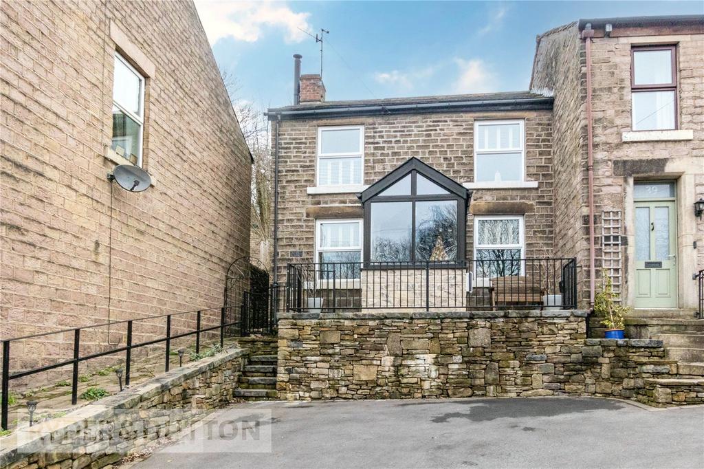 Market Street, Broadbottom, Hyde, Greater Manchester, SK14 3 bed end of ...