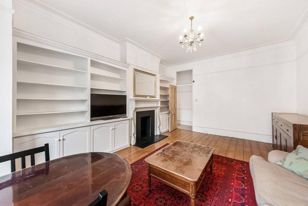 Erpingham Road, West Putney, London... 1 bed flat - £3,350 pcm (£773 pw)