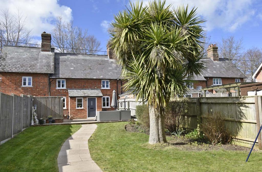 Chapel Row, Witchampton BH21 3 bed terraced house for sale - £399,950