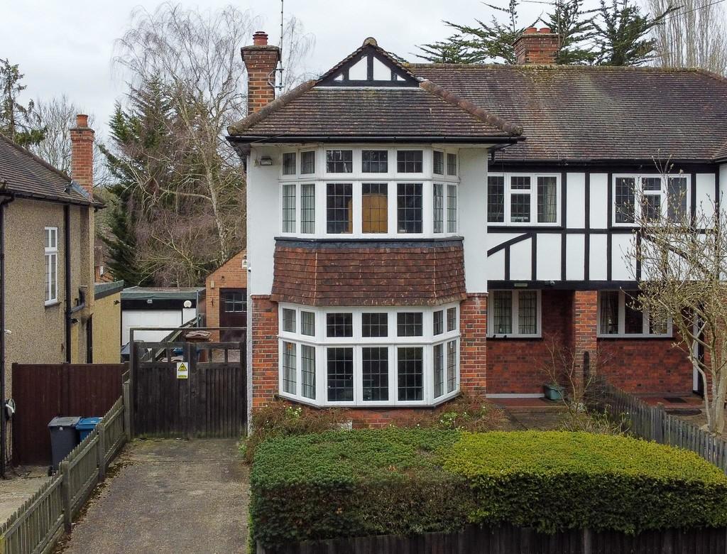Woodhall Drive, Pinner HA5 3 bed semi-detached house - £825,000