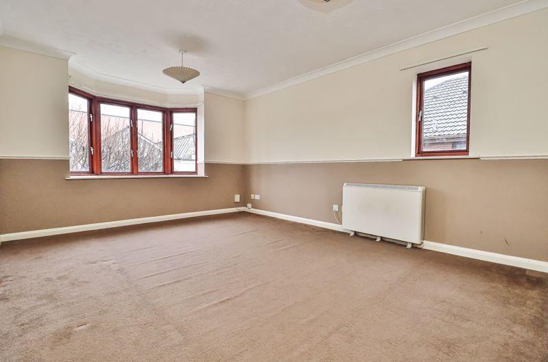 Rowan Court, Southsea 2 bed flat - £160,000