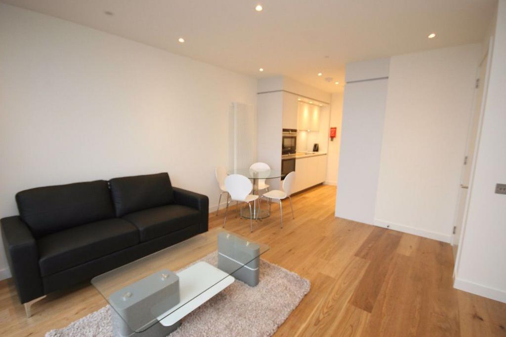 Simpson Loan, Edinburgh 1 bed flat - £1,550 pcm (£358 pw)
