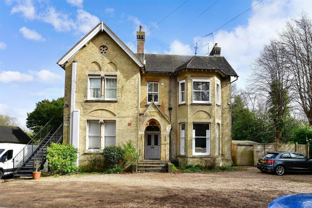 Frant Road, Tunbridge Wells, Kent 1 bed flat - £260,000