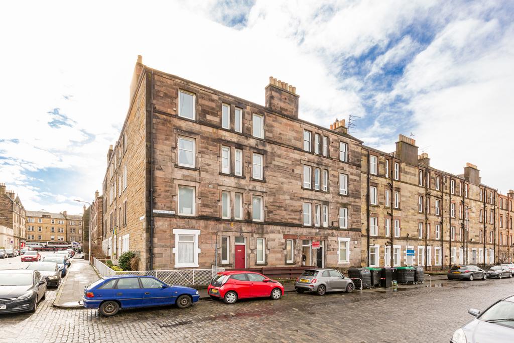 2/9 Wheatfield Place, Edinburgh EH11 2PD 1 bed flat - £130,000