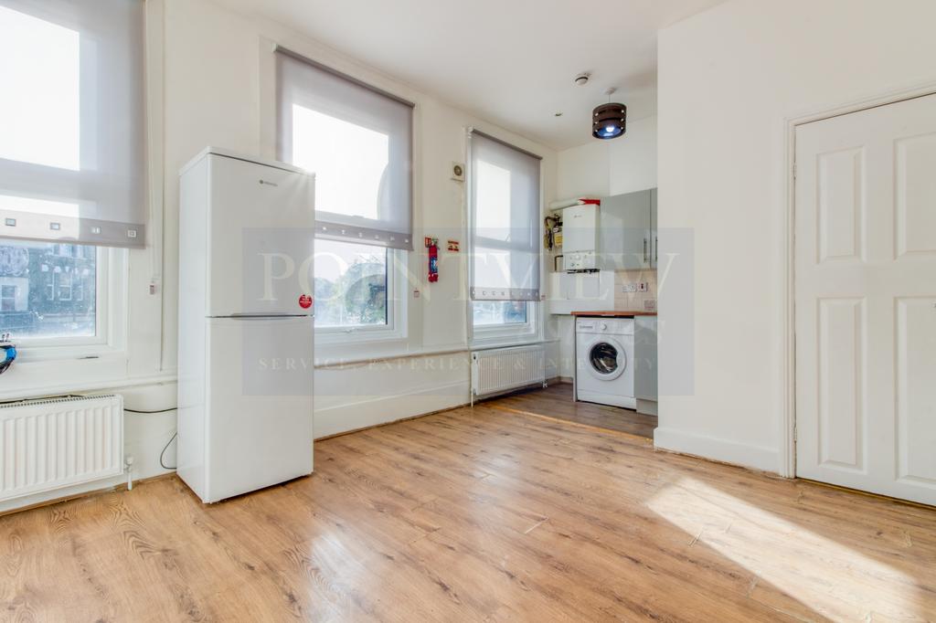 Rye Lane, London SE15 1 bed flat to rent - £1,350 pcm (£312 pw)
