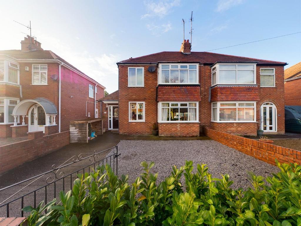Queensgate, Bridlington 3 bed semi-detached house - £270,000