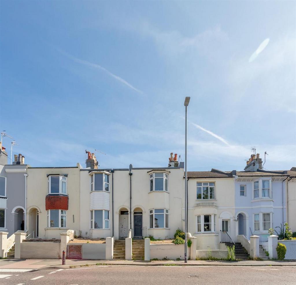 Ditchling Road, Brighton 5 bed house - £2,500 pcm (£577 pw)