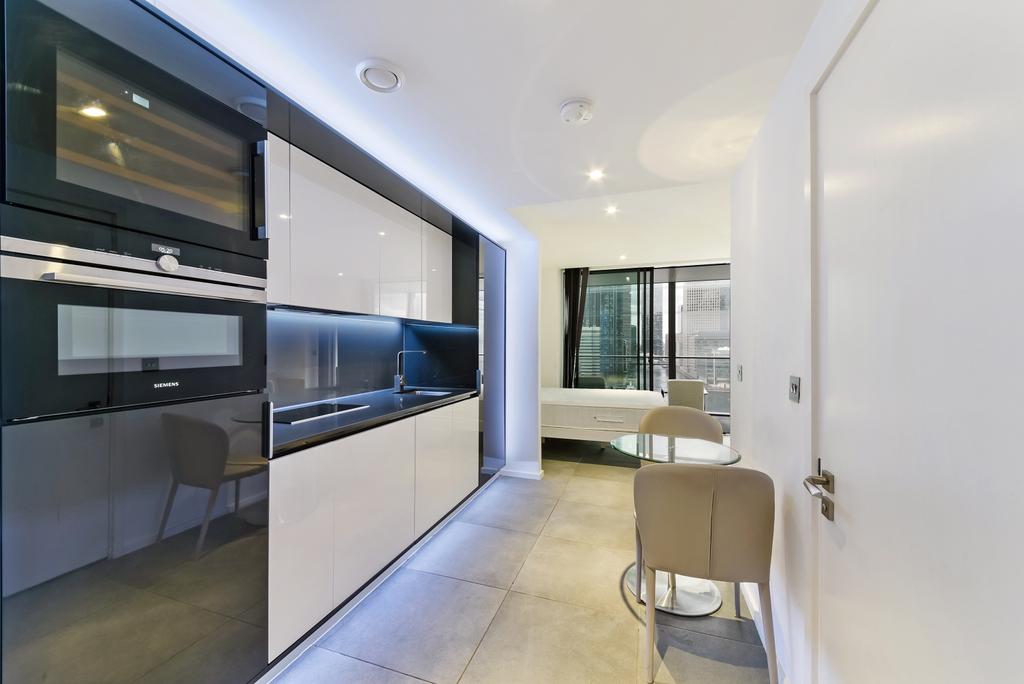Dollar Bay Point, Dollar Bay Place, Canary Wharf E14 Studio - £1,842 ...