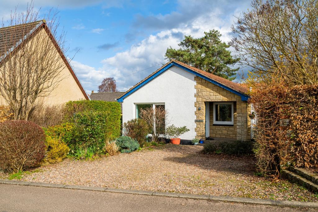Lathrisk Road, Newton of Falkland, KY15 3 bed bungalow - £250,000