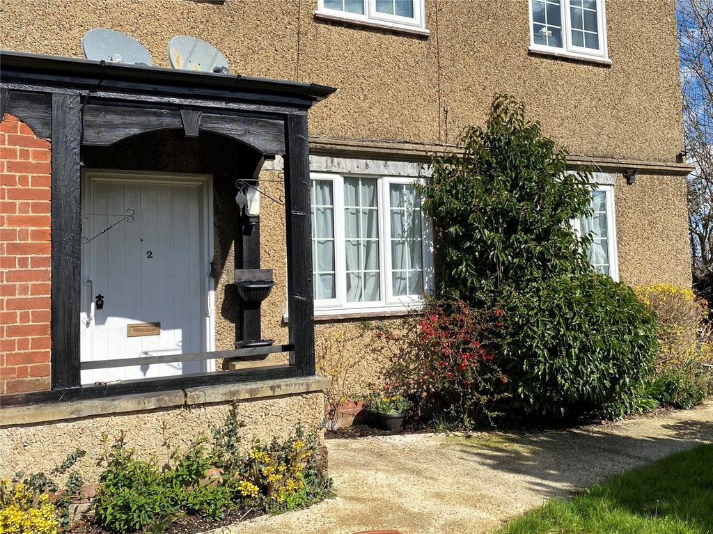 Crockhurst Street, Tudeley... 1 bed apartment - £1,000 pcm (£231 pw)