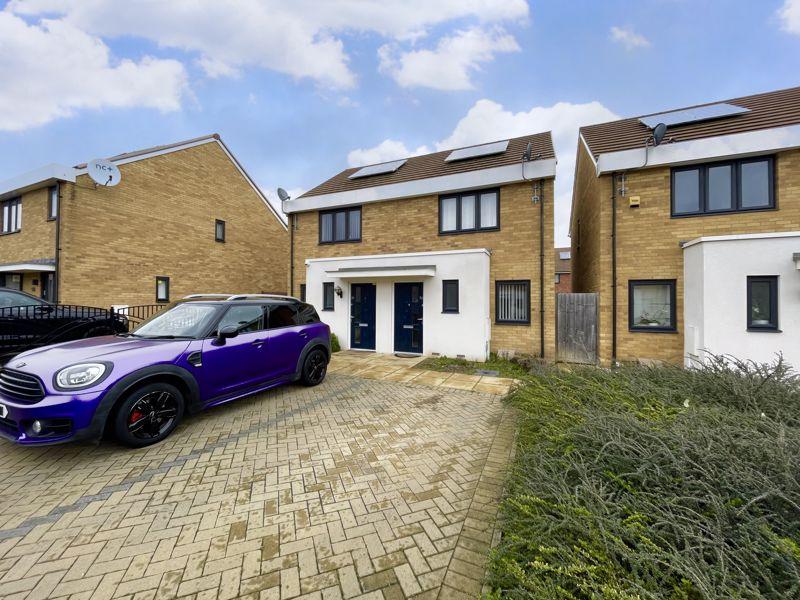 Two Bedroom Semi-Detached Modern... 2 bed semi-detached house - £1,475 ...