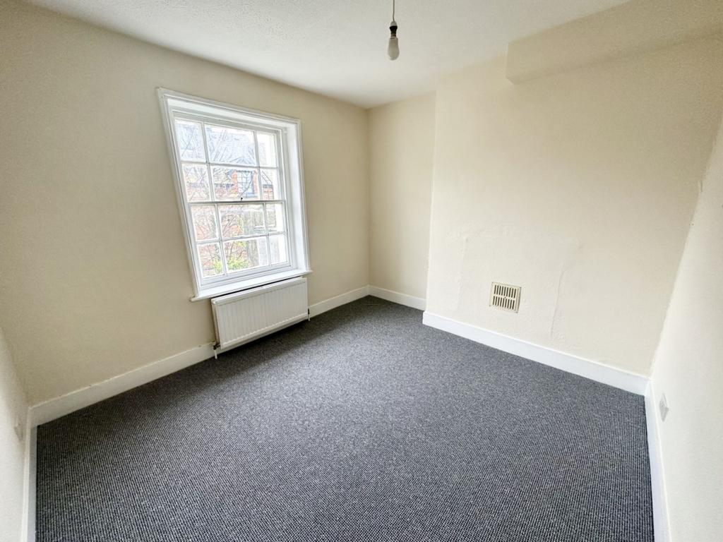 Victoria Grove, Folkestone, CT20 1 bed flat - £650 pcm (£150 pw)