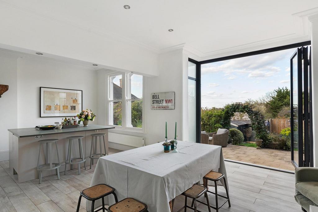 Canonbie Road, East Dulwich, London, SE23 5 bed semi-detached house for ...