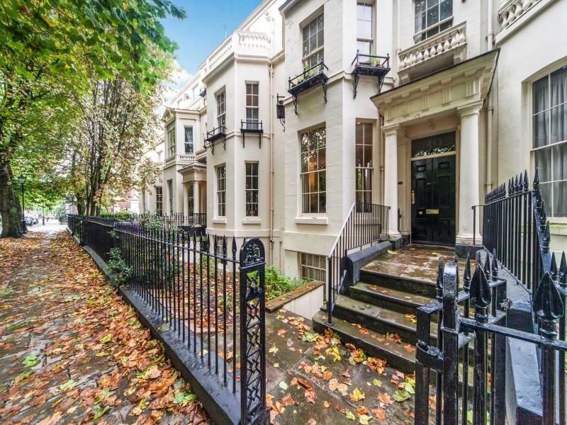 Falkner Square, Liverpool... 2 bed apartment - £1,500 pcm (£346 pw)
