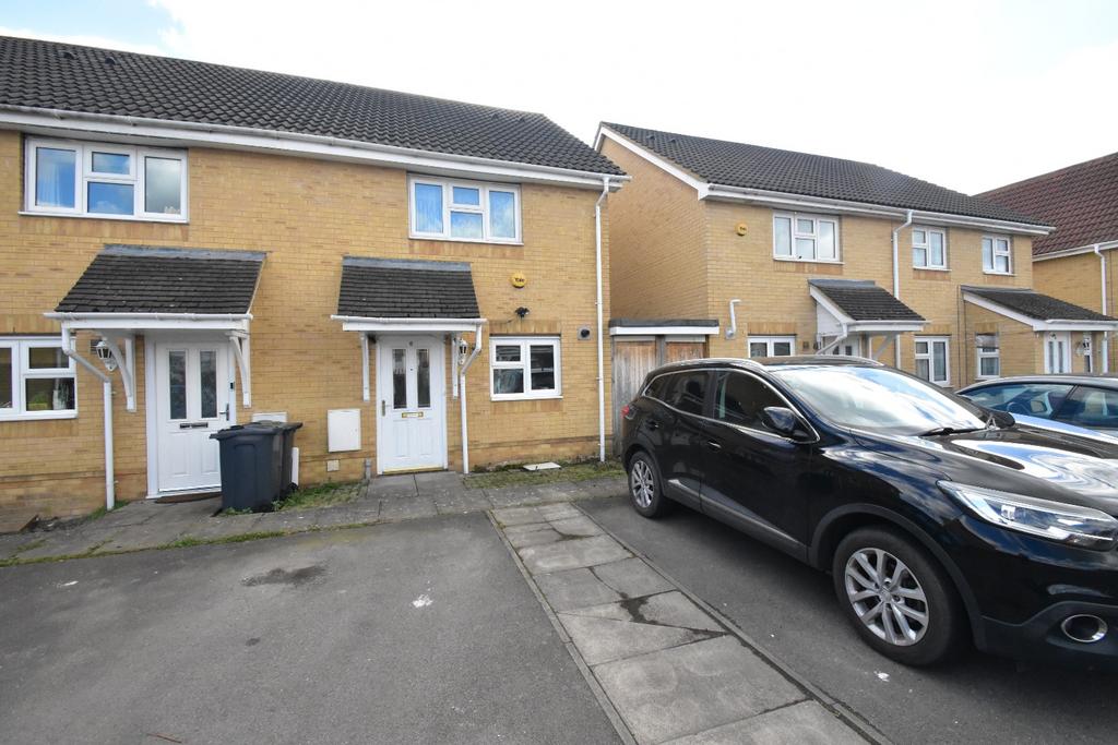 Paisley Close, Luton, Bedfordshire... 2 bed end of terrace house - £ ...