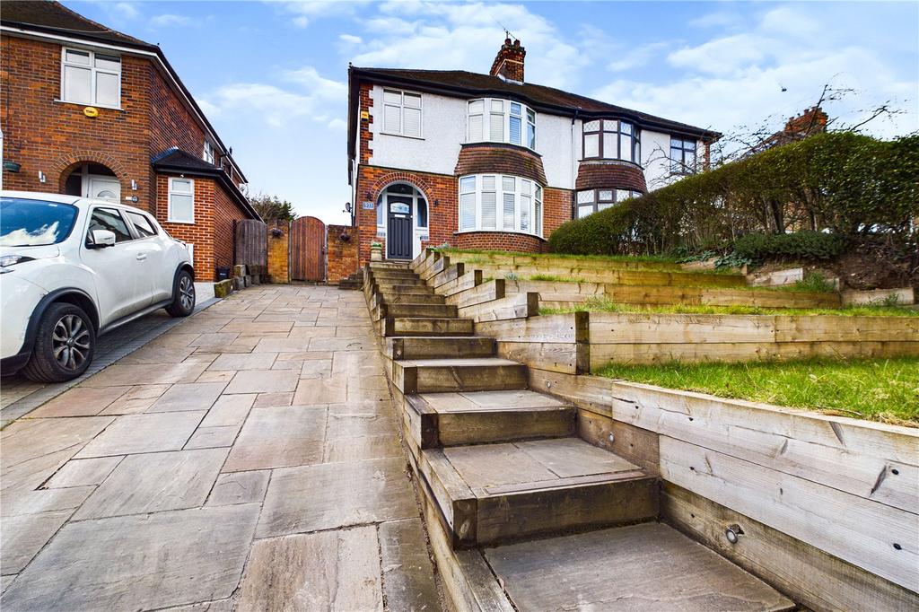 Oxford Road, Tilehurst, Reading... 3 bed semi-detached house - £425,000