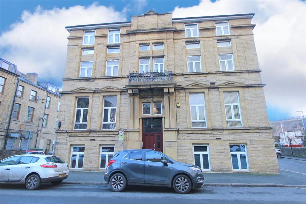 Charles Court, Shipley 1 bed flat - £550 pcm (£127 pw)