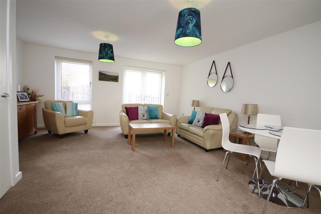 Bell Terrace, Dartford, Kent 3 bed end of terrace house - £400,000