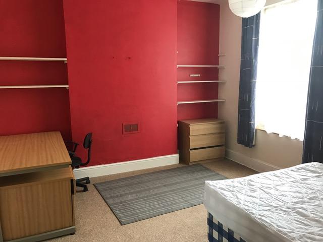 Grosvenor Road, Coventry, West Midlands 6 bed end of terrace house - £ ...