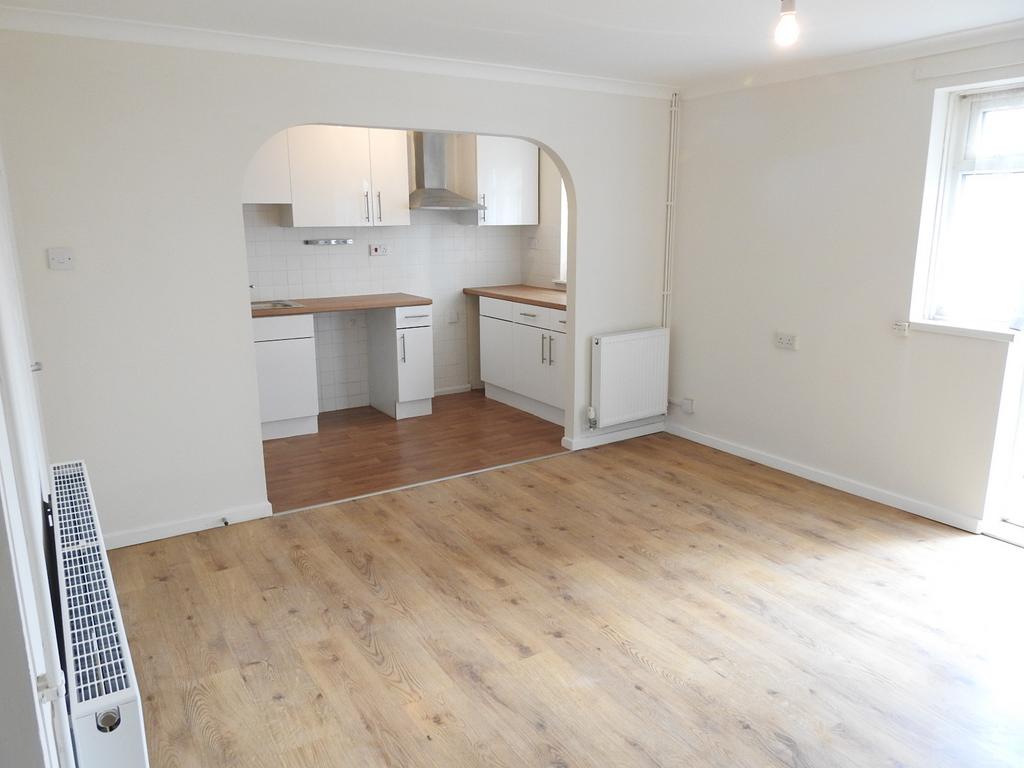 Roborough Close, Bransholme, HU7 2 bed terraced house - £550 pcm (£127 pw)