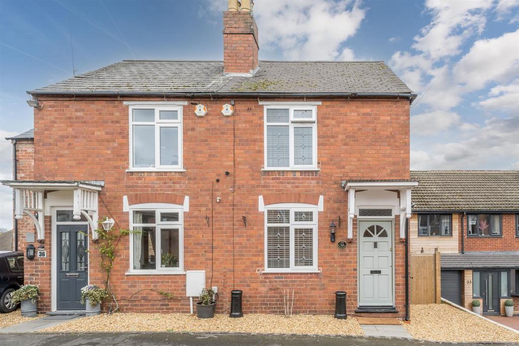 Poole Street, Stourbridge, DY8 3AU 2 bed semi-detached house - £259,950