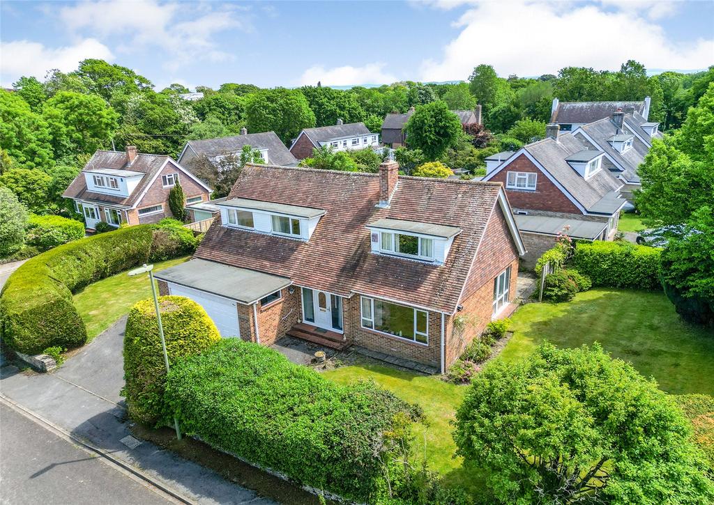Lockerley Close, Lymington, Hampshire, SO41 4 bed detached house for ...