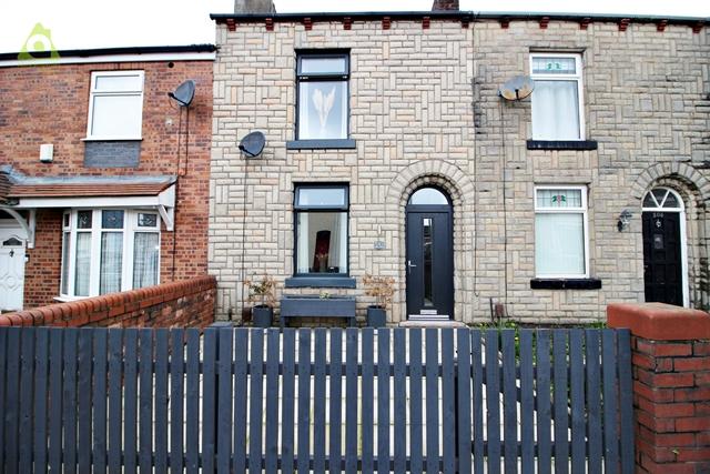 Leigh Road, Westhoughton, Bolton, BL5... 3 bed terraced house - £215,000