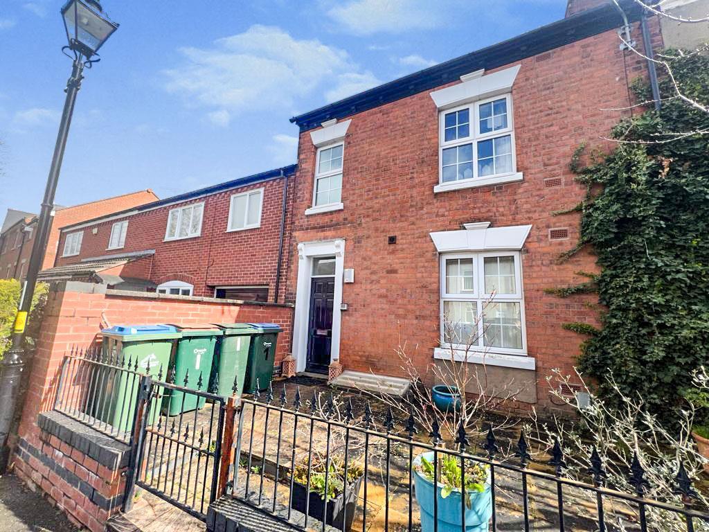 Mount Street, Chapelfields, Coventry... 2 bed apartment - £895 pcm (£ ...
