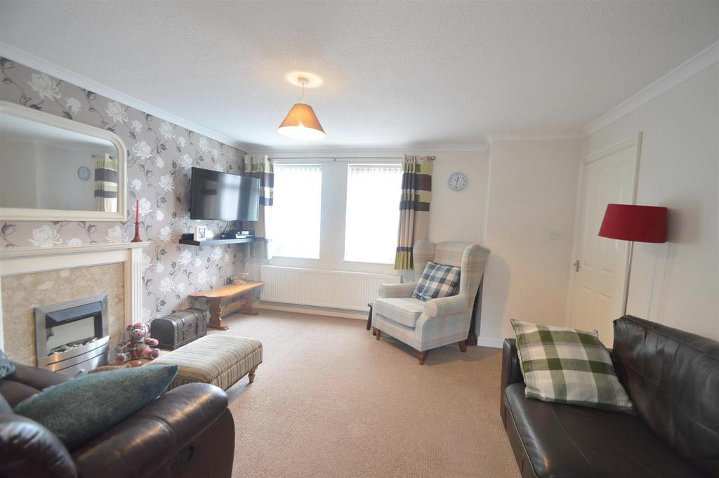 4 Leafields, Shrewsbury SY1 3JD 4 bed detached house - £300,000
