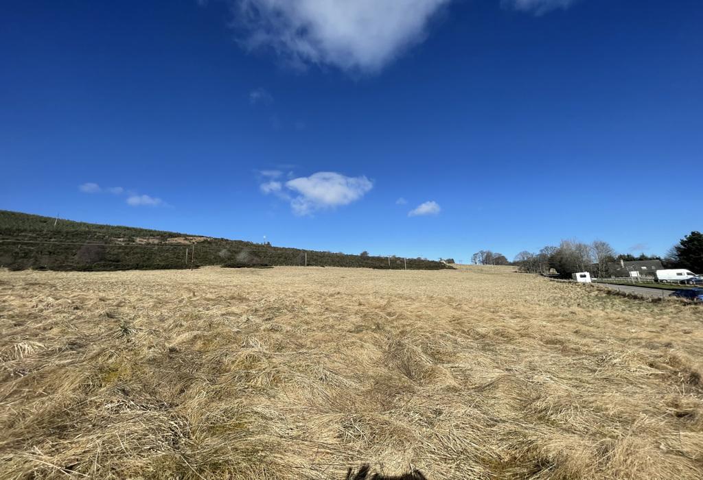 Daviot Plots, Inverness Plot - £120,000