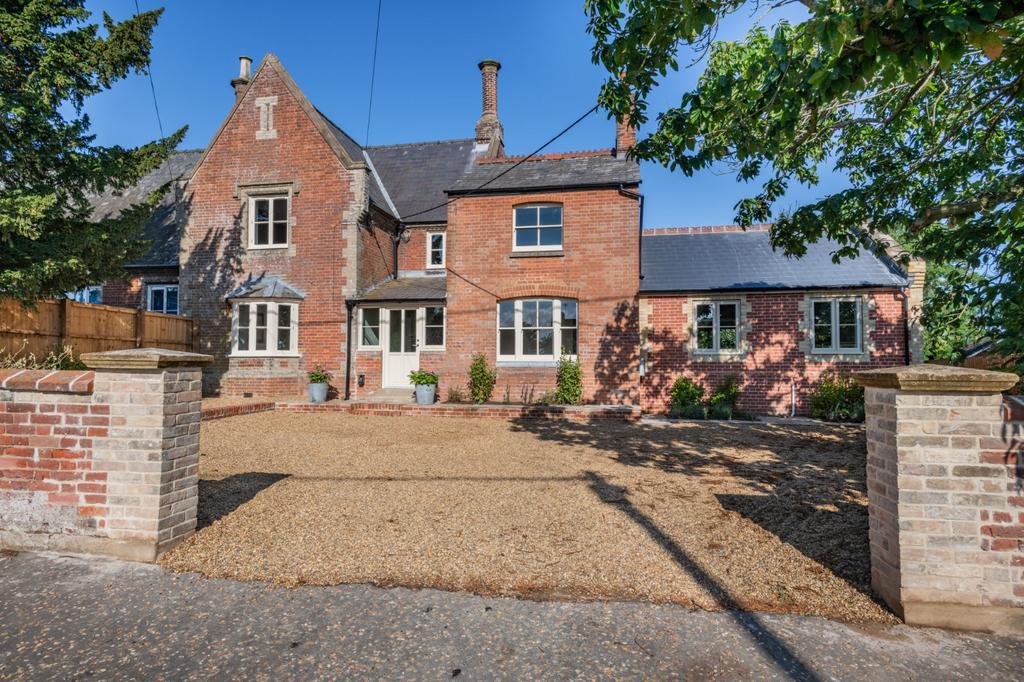 East Rudham, Norfolk 4 bed semi-detached house - £725,000