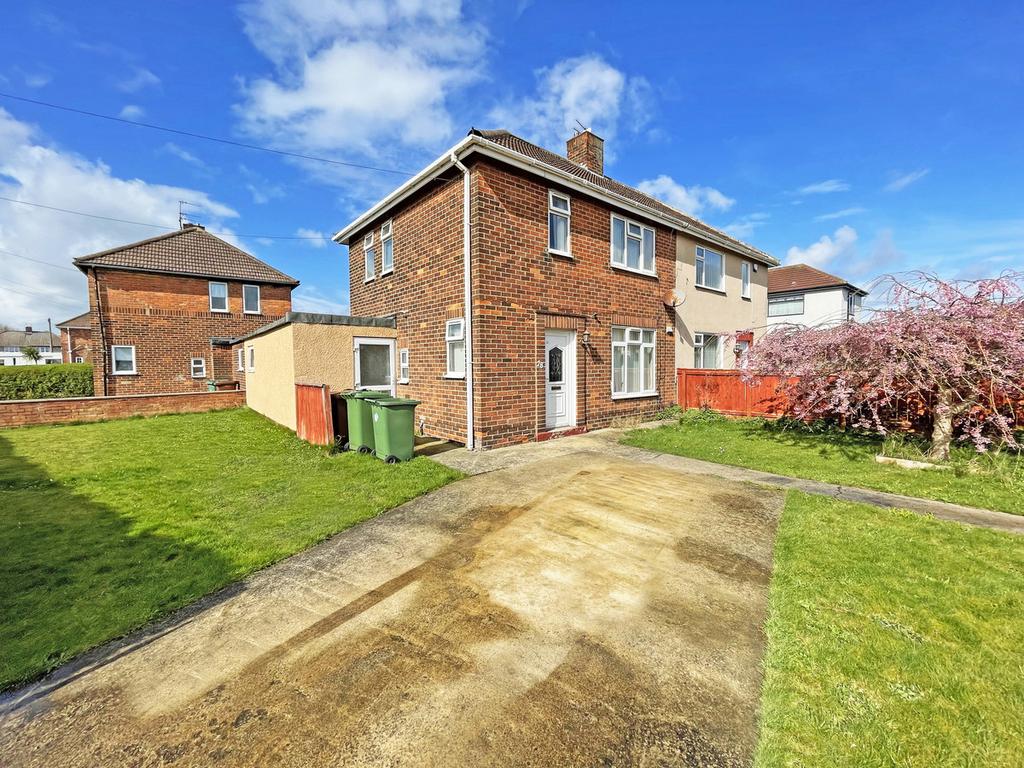 Chaucer Avenue, Hartlepool, TS25 2 bed semi-detached house - £85,000