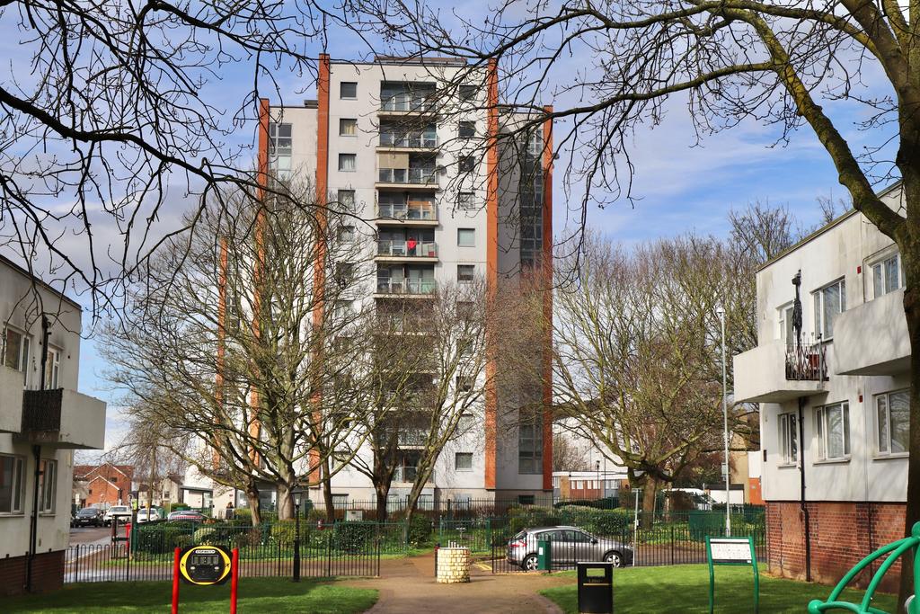 Newlife Apartments, Upper Cross... 1 bed flat - £700 pcm (£162 pw)