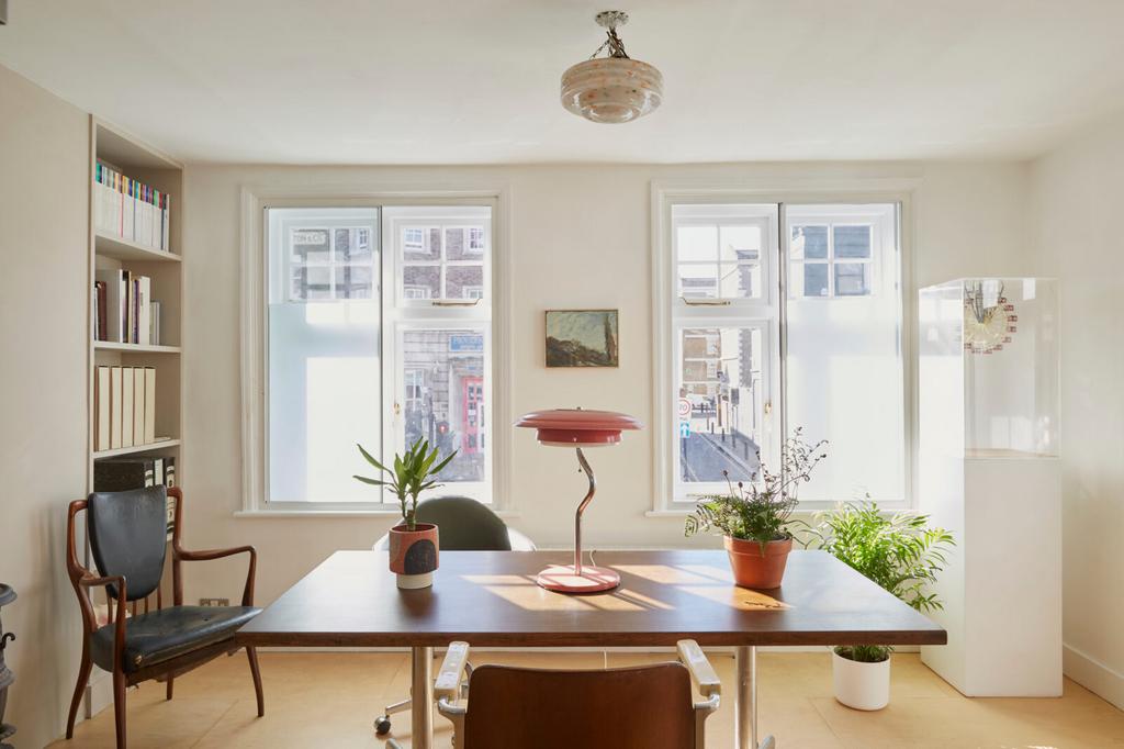 Ellsworth Street, London E2 1 bed maisonette - £525,000