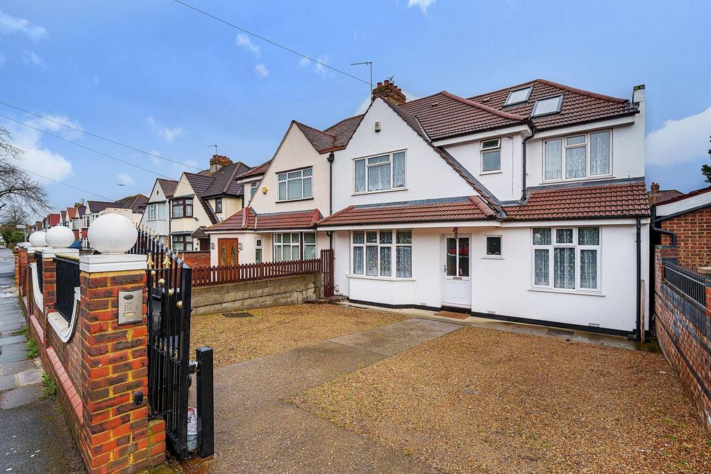 Heston Road, Heston, Hounslow, TW5 5 bed semi-detached house - £3,500 ...