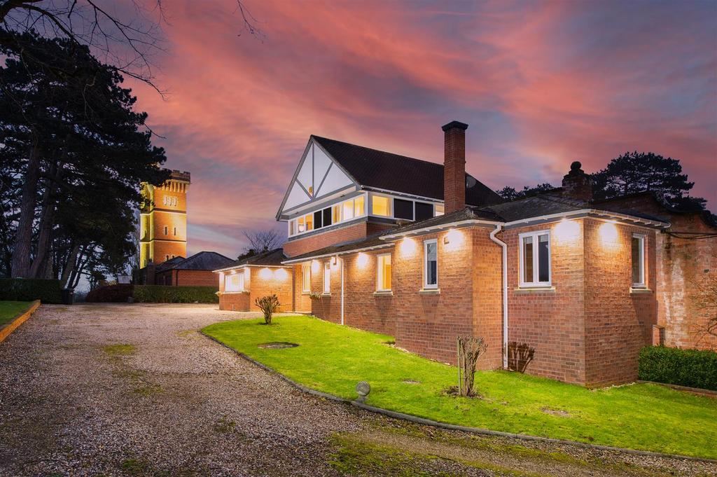 Rous Lench, Evesham 4 bed detached house for sale - £1,200,000