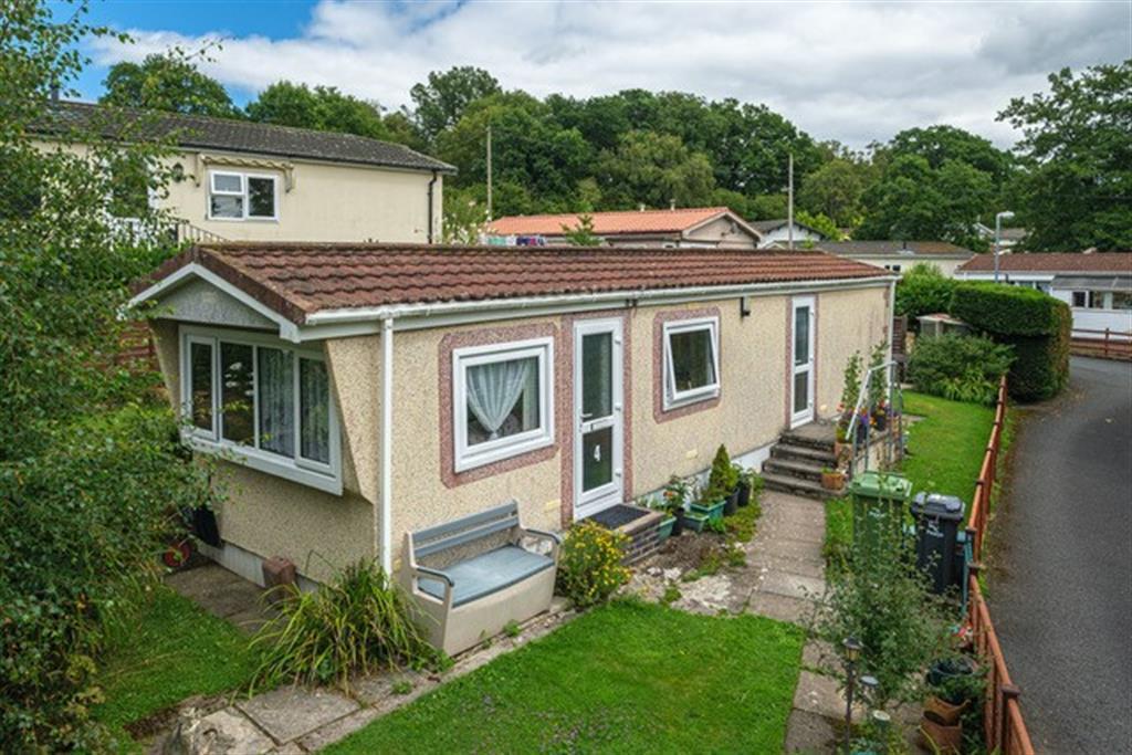 Squirrel Way, Caerwnon Park, Builth... 2 bed park home - £68,000