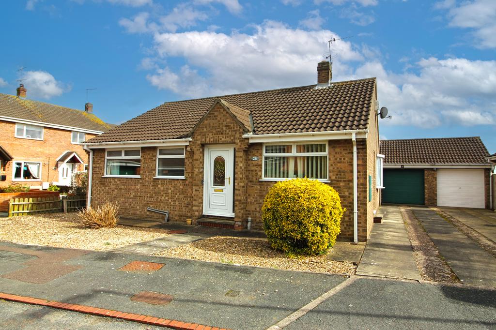 Green Lane, Tickton, HU17 9RH 2 bed property with land for sale - £320,000
