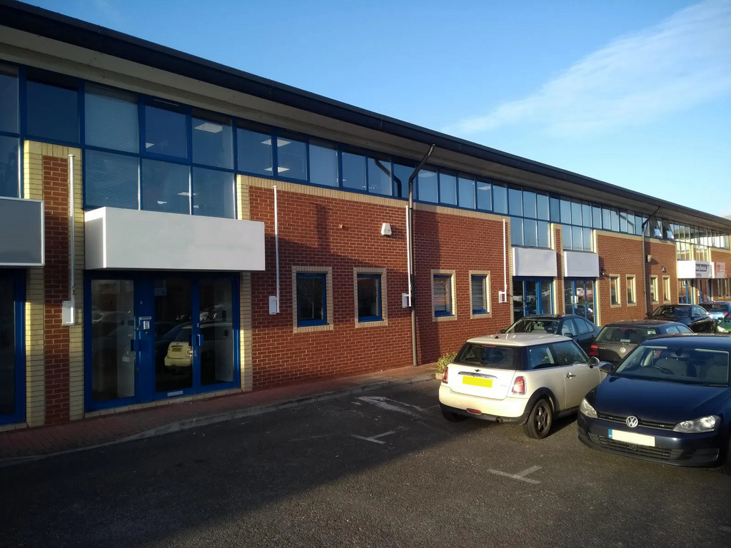 Unit 52-53, Watchfield, Oxfordshire, SN6 Office - £1,890 pcm (£436 pw)