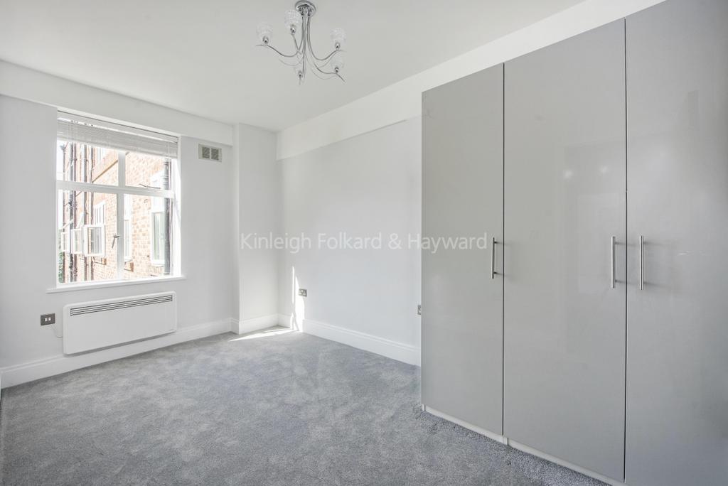 Beverley Court, London W4 2 bed flat - £2,000 pcm (£462 pw)