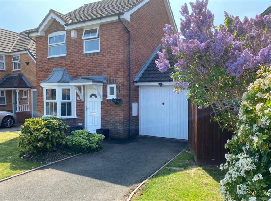 Charterhouse Drive, Hillfield, B91 3FH 3 bed detached house - £1,350 ...