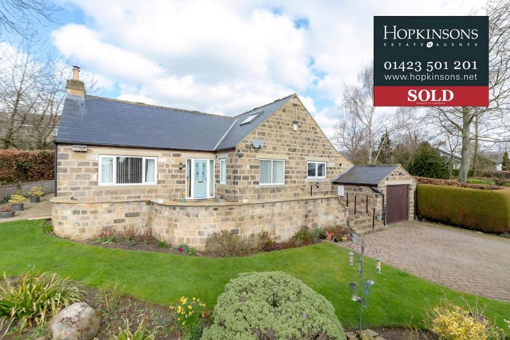 Crag Lane, Huby, Leeds 4 bed detached bungalow - £750,000