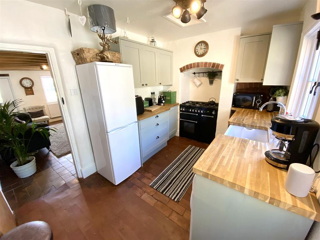 Ellesmere Road, Tetchill, Ellesmere 2 bed terraced house - £230,000