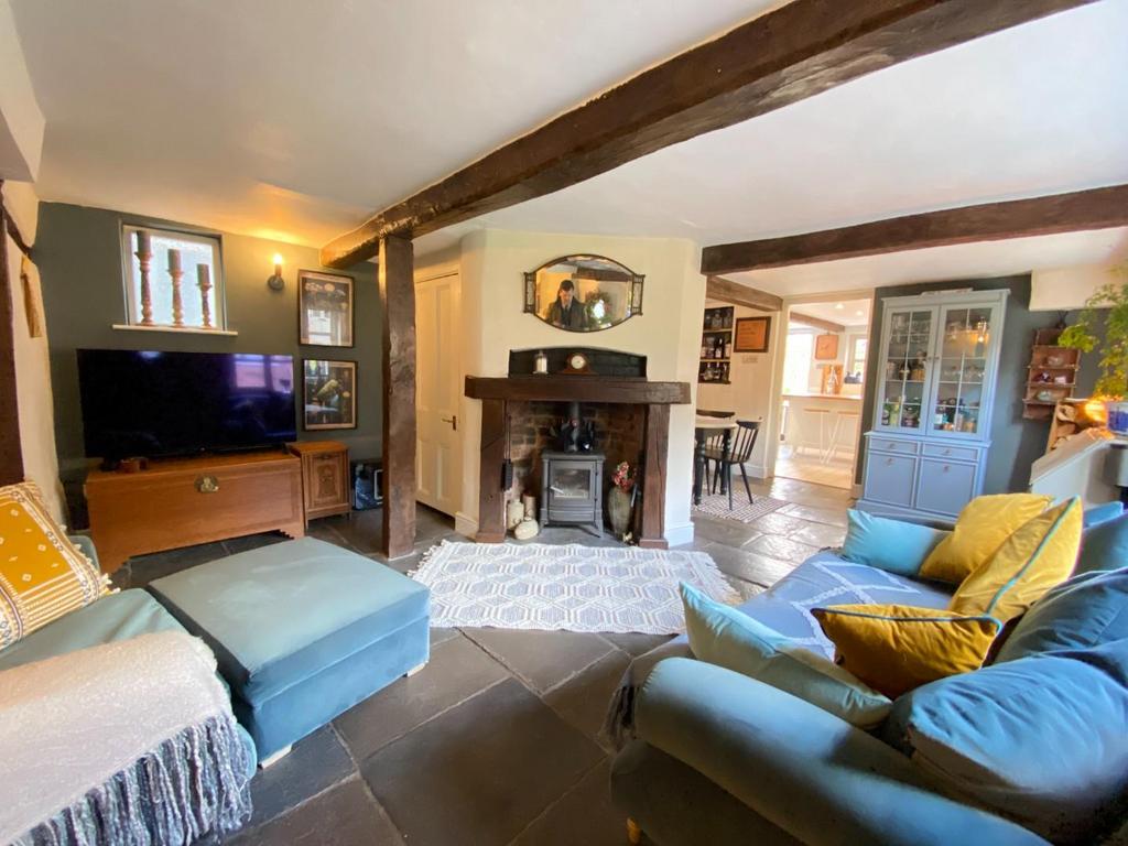 Park Lane, Great Alne, Alcester 2 bed end of terrace house for sale - £ ...