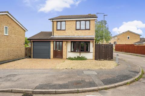 3 Bed Houses For Sale In Nn4 | OnTheMarket