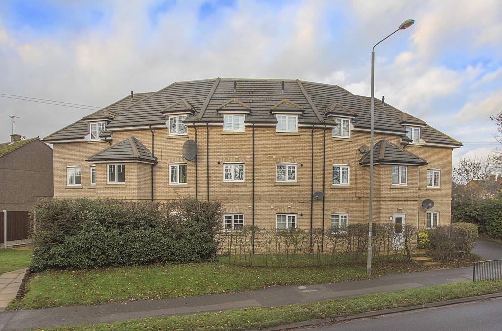Oakley Road, Corby, NN18 2 bed flat - £725 pcm (£167 pw)