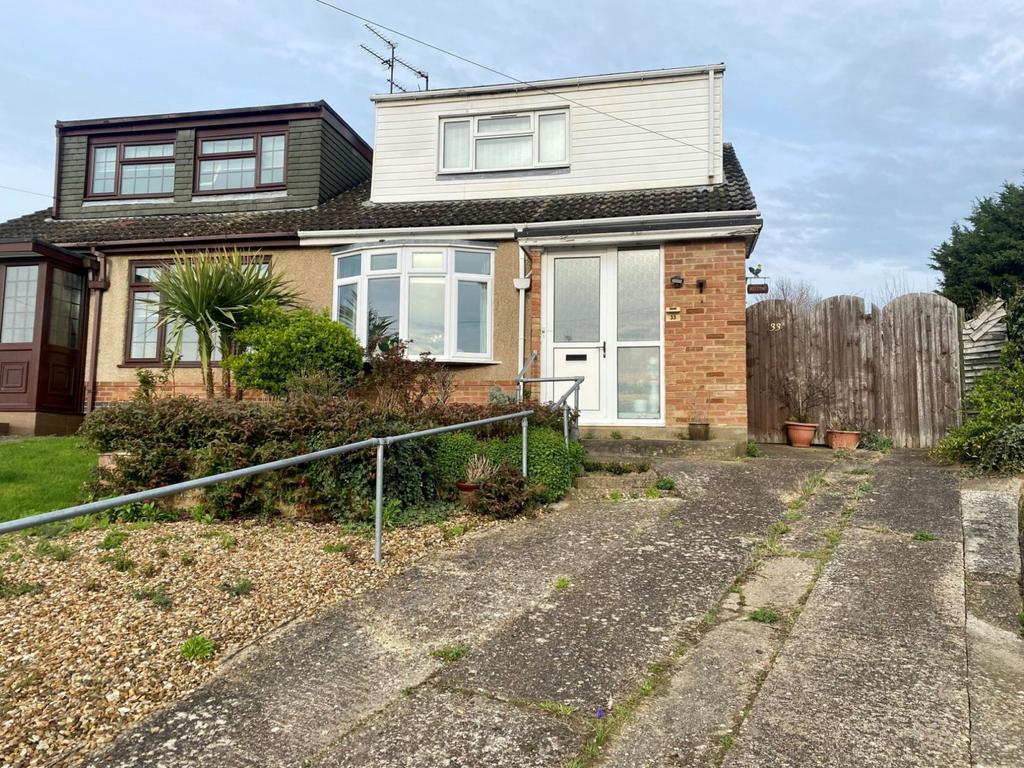 Washbrook Close, Little Billing... 3 bed semi-detached house - £260,000
