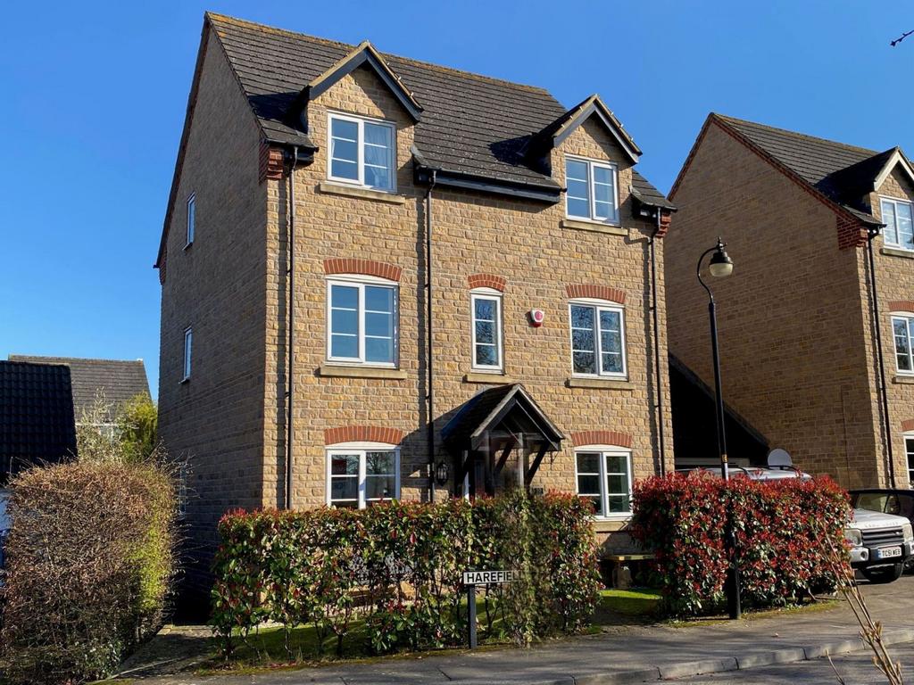 Harefield, Grange Park, Northampton NN4 5DQ 4 bed detached house - £400,000